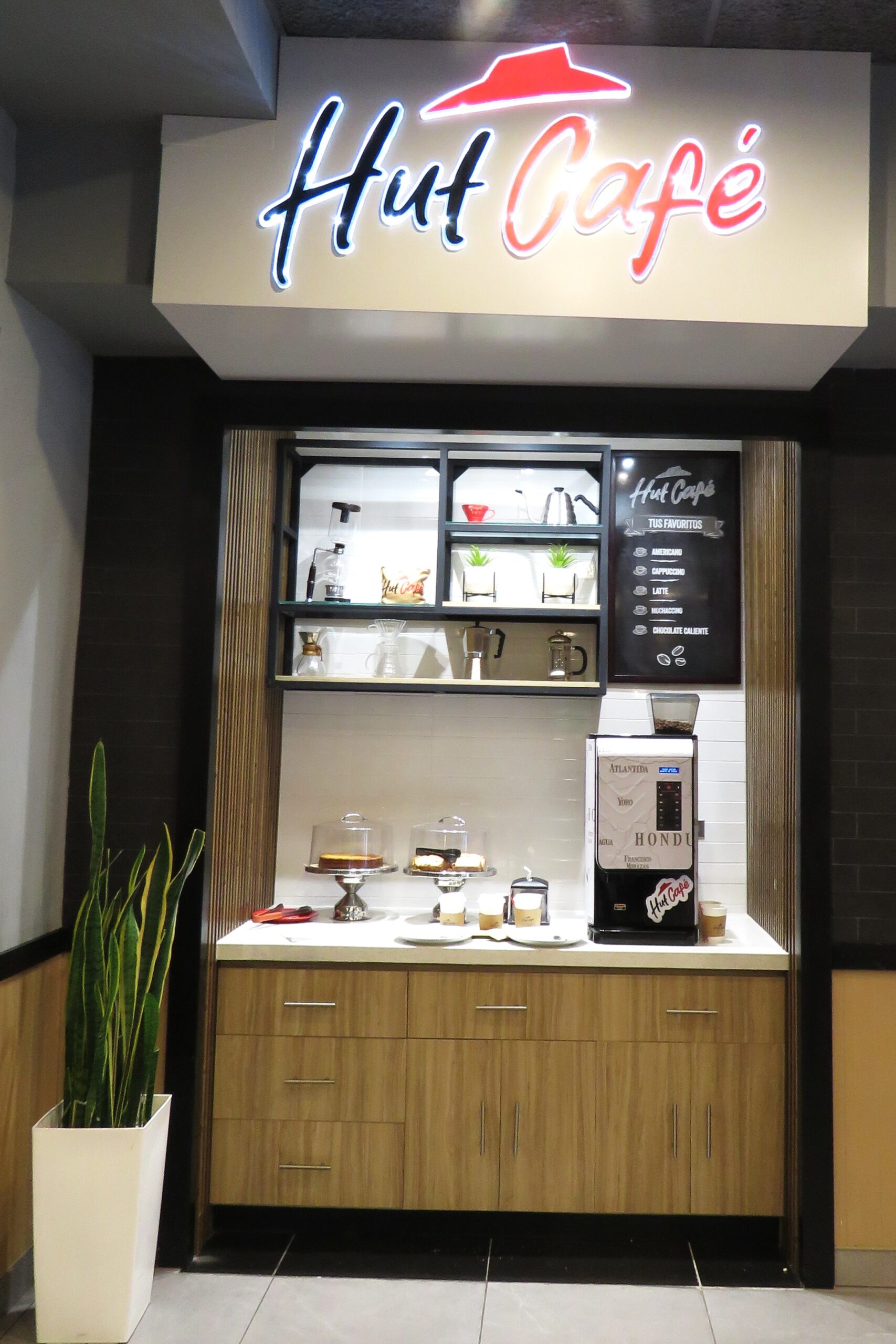 Para los amantes del café llega a Pizza Hut un nuevo concepto - Eventos ...