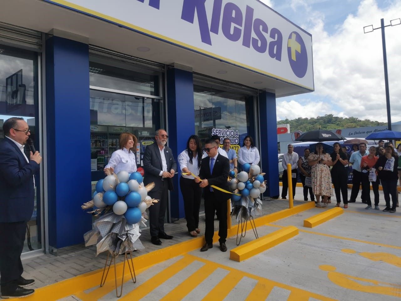 Farmacias Kielsa inaugura moderna sucursal en la colonia El Prado, en ...