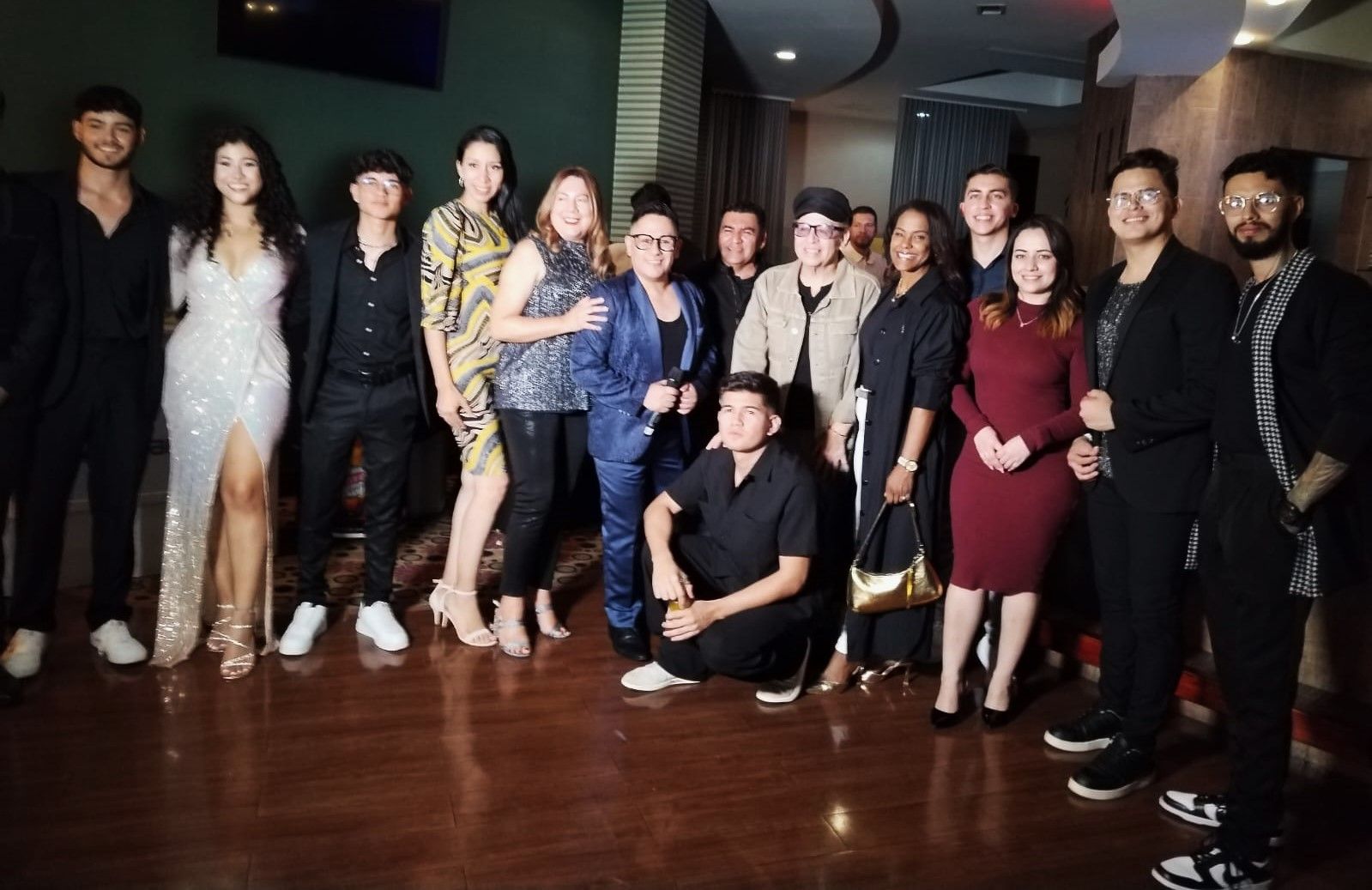 Fiesta por 15 años de éxito del programa "Evolution TV" - Eventos - Grandes Emprendedores