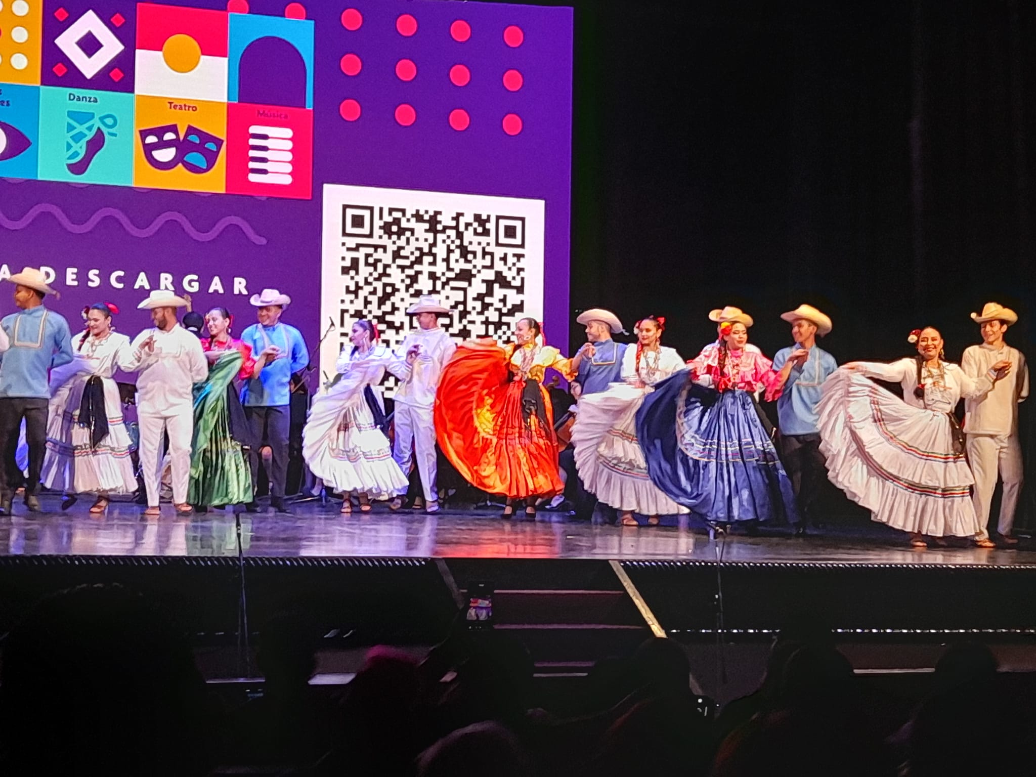 Derroche de talento en la primera edición de "Raíces UNAH: Noche ...