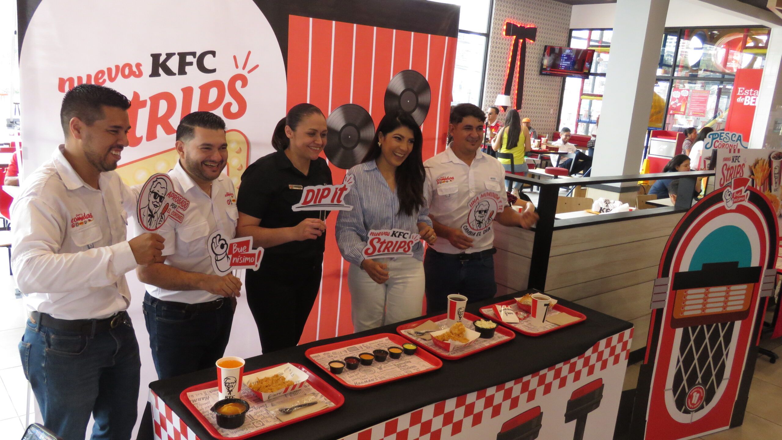 Con todo el exquisito sabor llegan a KFC los nuevos combos de "Strips ...