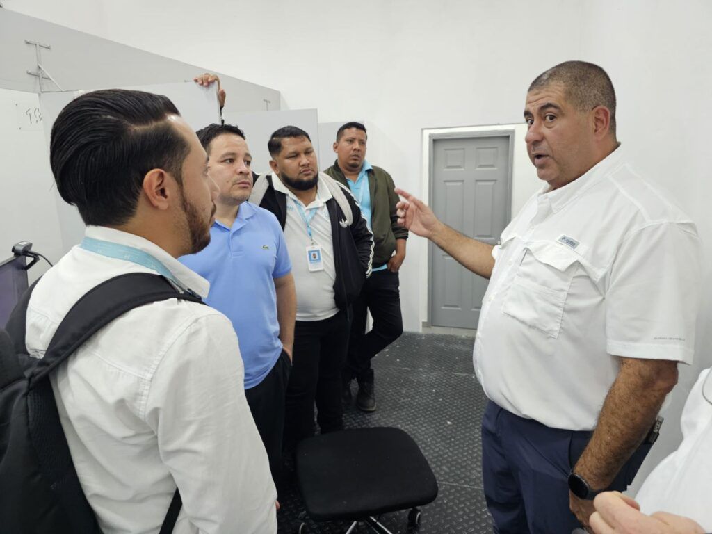 Delegaciones fronterizas de El Amatillo y el Aeropuerto Internacional ...